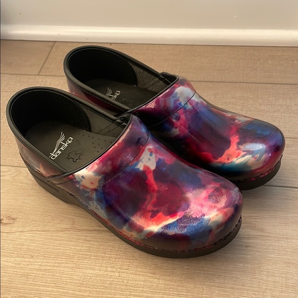 Dansko | Shoes | Dansko Purple Splash Clogs Size 39 Euc | Poshmark